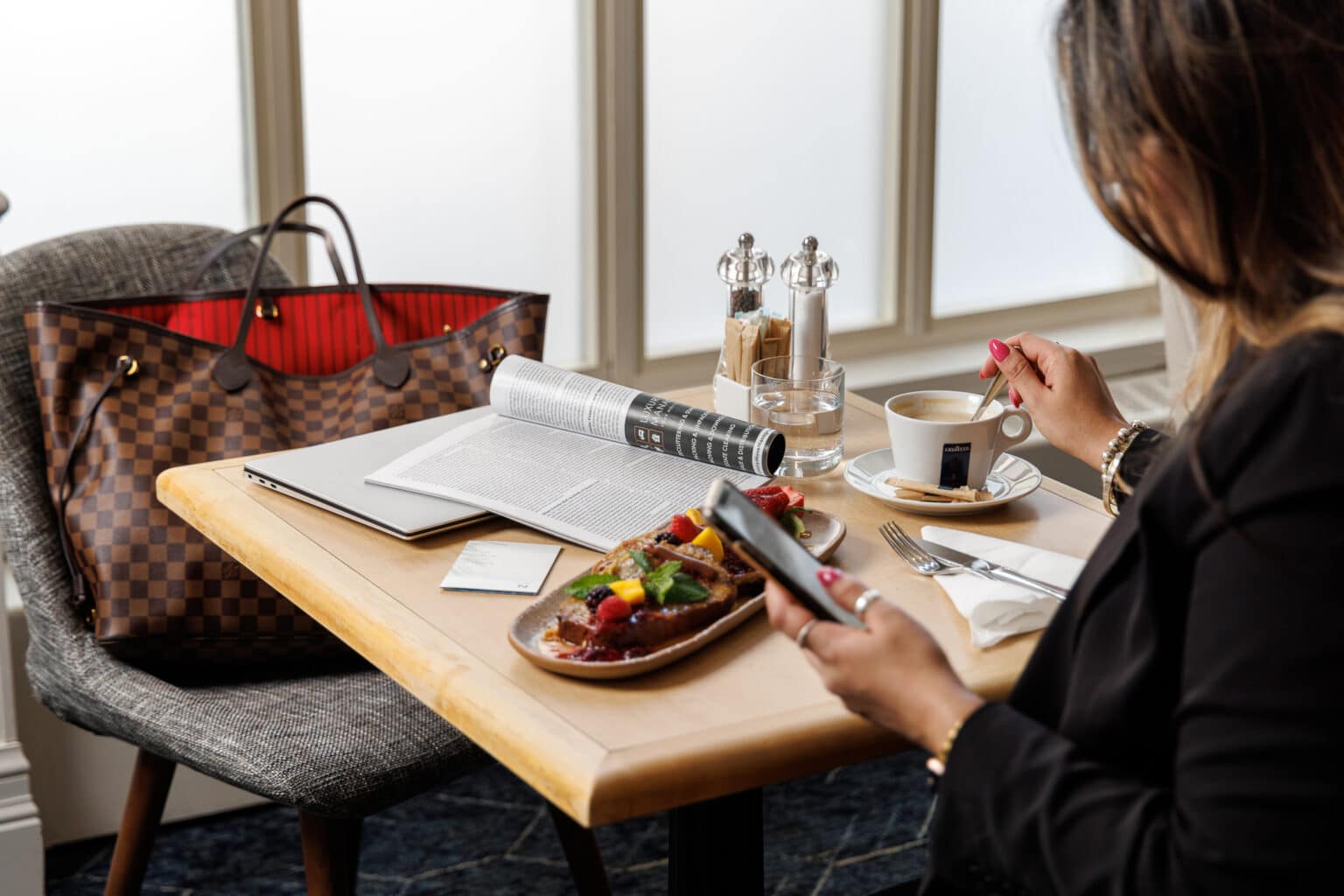 Cafe Nicole Bistro + Bar | Restaurant in St. Lawrence Market District